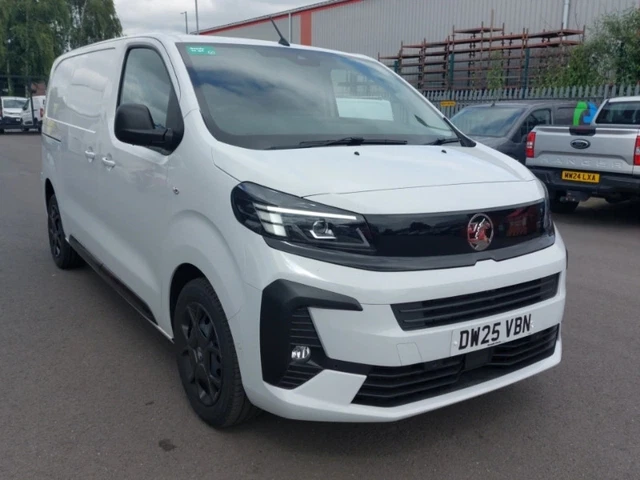 2025 VAUXHALL VIVARO 1.5 Turbo D 120 Pro H1 Van Van Diesel Manual £ ...