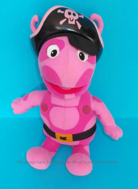 THE BACKYARDIGANS SING Explore Talking Pirate Uniqua Plush Soft Toy ... THE BACKYARDIGANS SING Explore Talking Pirate Uniqua Plush Soft Toy ...