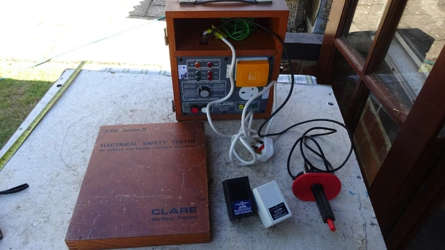 CLARE ELECTRICAL SAFETY Tester V. 152 Series 2 PAT Portable Appliance ...