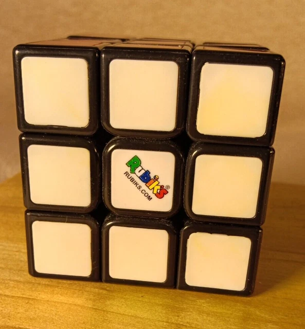 RUBIK'S CUBE THE Original 3x3 Rubiks Cube Toy Puzzle Spin Master Games ...