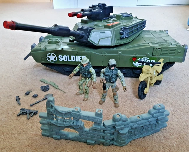 SOLDIER FORCE PLAYSET Armoured Siege Tank-Lights+Sounds,2 Figures, Bike ...