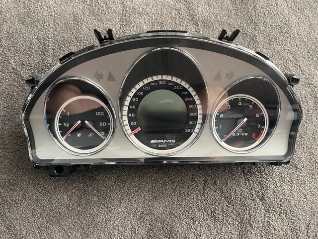 MERCEDES-BENZ W204 C63 AMG Instrument Cluster Speedometer KPH km ...