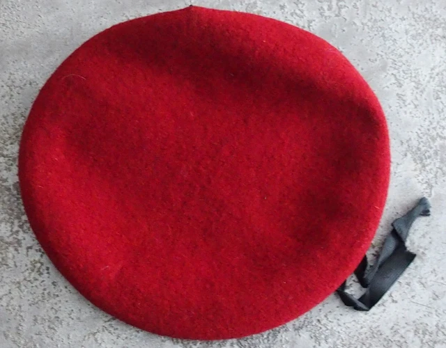 PARACHUTISTE : BÉRET de RPIMa avec son insigne, T.61 EUR 19,00 ...
