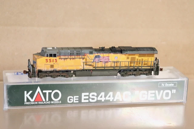 KATO 176-8909 USÉ Union Pacific Up Ge ES44AC Gevo Locomotive 5515 Nv ...