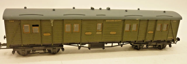 RATIO KIT BUILT 00 gauge SOUTHERN SR UTILITY VAN/LUGGAGE VAN - OLIVE ...