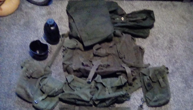 BRITISH ARMY COMPLETE 58 pattern webbing and w/bottle and poncho £28.00 ...
