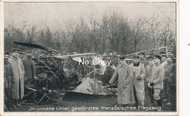 FOTO WK1 FRANZÖSISCHES Flugzeug abgestürzt Wrack Soldaten X190 EUR 37 ...