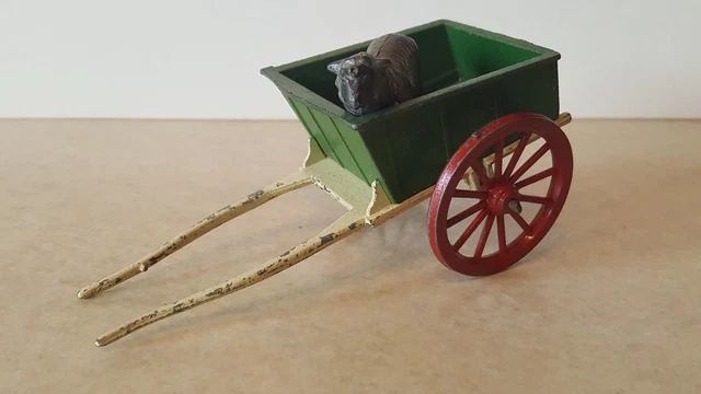 BRITAINS HOME FARM SERIES 4F TUMBREL CART with LEAD SHEEP £16.15 ...