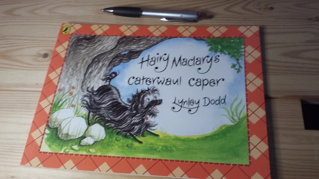 LYNLEY DODD HAIRY MACLARYs CATERWAUL CAPER Hairy Maclary 4 Hairy ...
