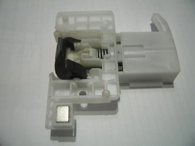 TÜRSCHLOSS EG-100015 1 / 9000. 541 435 Bosch / Siemens Spülmaschine EUR ...