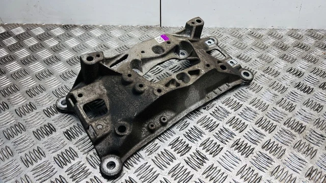 AUDI A5 2019 Gearbox mounting bracket 8W0399262AP LIU44690 £161.99 ...