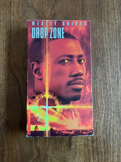 DROP ZONE (1994) Paramount Video VHS Wesley Snipes Action Thriller ...