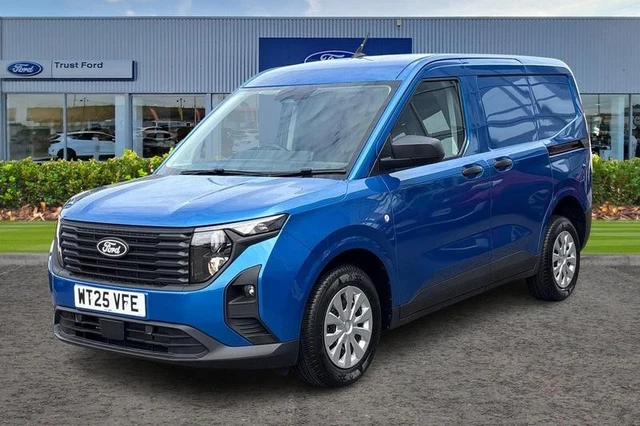 FORD TRANSIT COURIER Trend 1.5 EcoBlue 100ps HP, LED LOAD COMPARTMENT ...