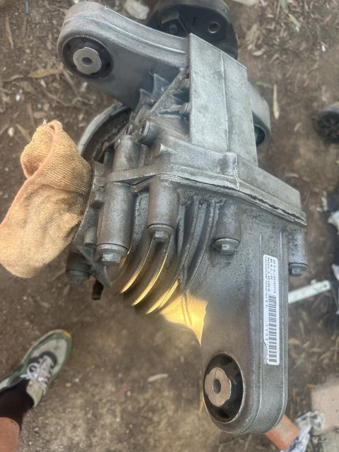 HOLDEN COMMODORE DIFF Centre Ve, Wm V8, 2.92 Ratio, 08/06-04/13 $200.00 ...