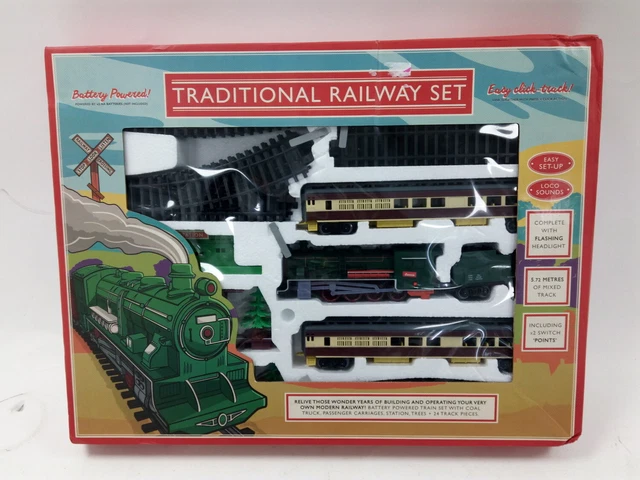 VINTAGE STYLE TRADITIONAL Railway Train Set Battery Powered, 5.72m Of ...