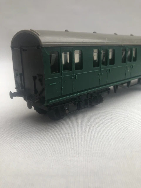 TRIANG R223 OO BR Suburban Composite / EMU Centre Coach S3155S Missing ...