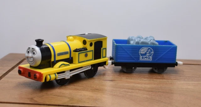 YELLOW RHENEAS MOTORIZED Trackmaster Train Thomas & Friends 2009 WORKS ...