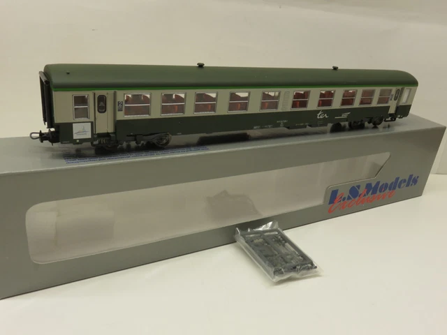 L.S. MODELS - Voiture USI B10t Livrée TER Rhônes-Alpes Ep. V SNCF Réf ...