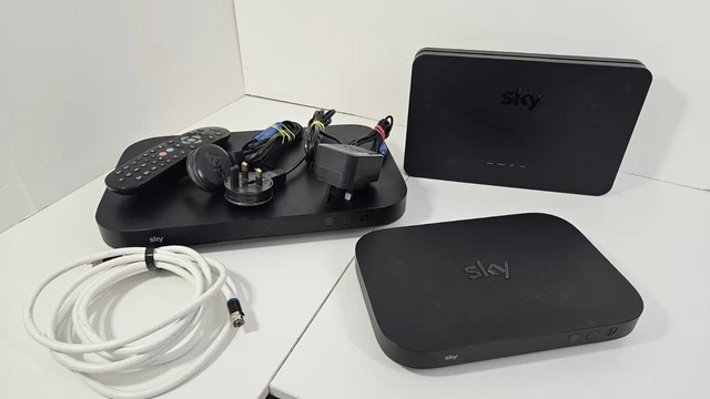 BUNDLE SKY Q HD Box ES340d8UK + Mini Box EM150 & Wi‑Fi Router SR203 £89 ...
