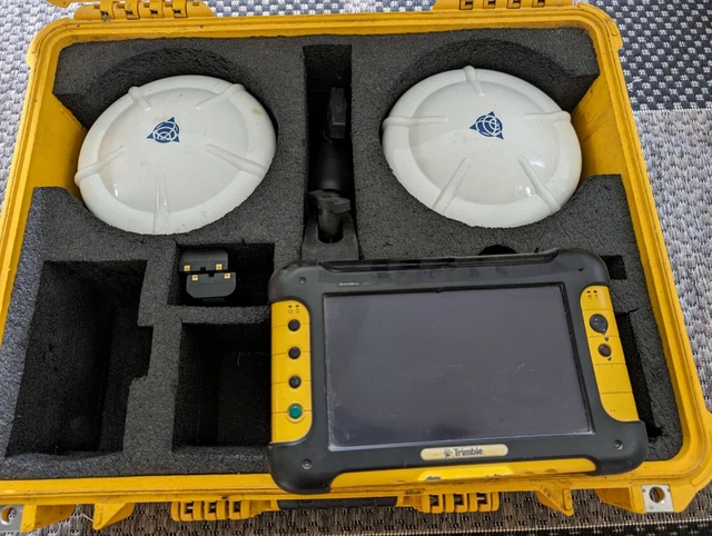 TRIMBLE R8 SERIES 2 Base and rover With TSC3 Controller $6,112.25 ...