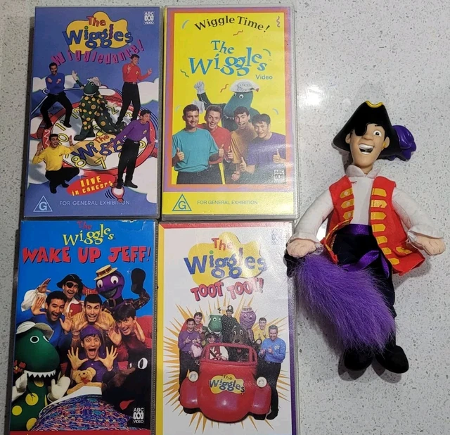 WIGGLES VHS X 4 - Wiggle Time - TOOT TOOT - Wake Up JEFF - Wigledance ...