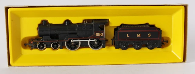 HORNBY MODEL STEAM locomotive LMS Fowler class 2P 4-4-0 Cat No R450 £27 ...