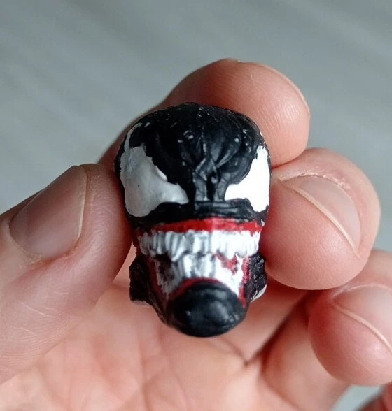 RARE MARVEL LEGENDS Symbiote Monster Venom Custom Resin Head Only ...