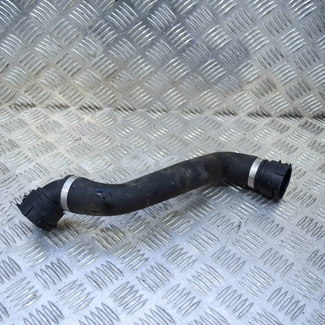 MB C W205 Left Cooling Cooler Hose A2055013182 2017 2.1D 125KW £29.12 ...