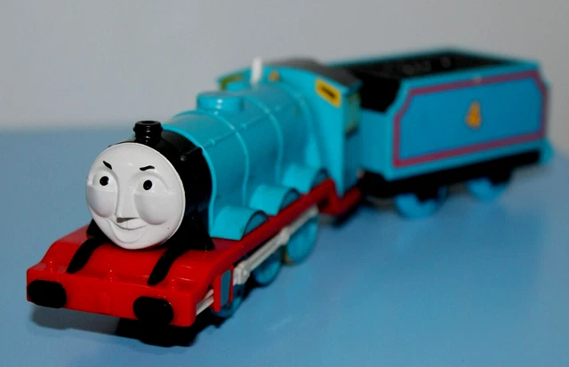 THOMAS & FRIENDS TOMY Trackmaster "GORDON" 2001 MOTORIZED Train Tank ...