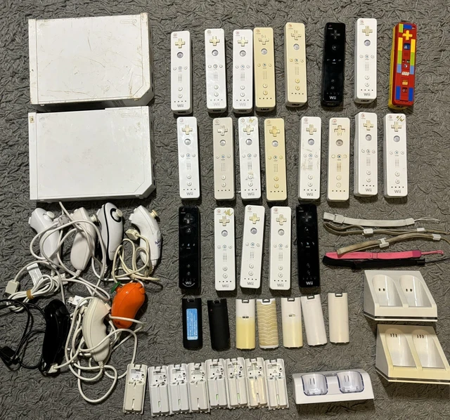 HUGE NINTENDO WII Parts Bundle 21 Remotes, 2 Consoles Job Lot READ ...