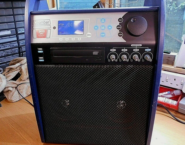 COOMBER 2410 PROFESSIONAL Professional Use Portable CD/PA Amplifier ...