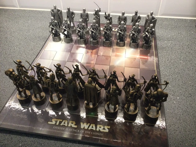 STAR WARS CHESS Set Episode 11 Attack Of the Clones Pewter Bronze ...