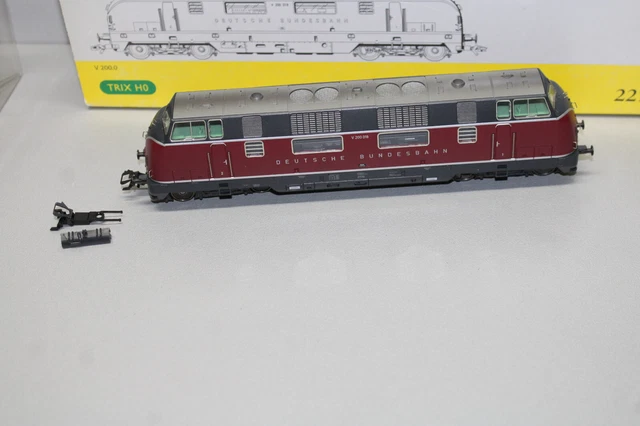 TRIX 22756 DIESELLOK Baureihe V200 018 DB DSS Spur H0 OVP EUR 169,95 ...