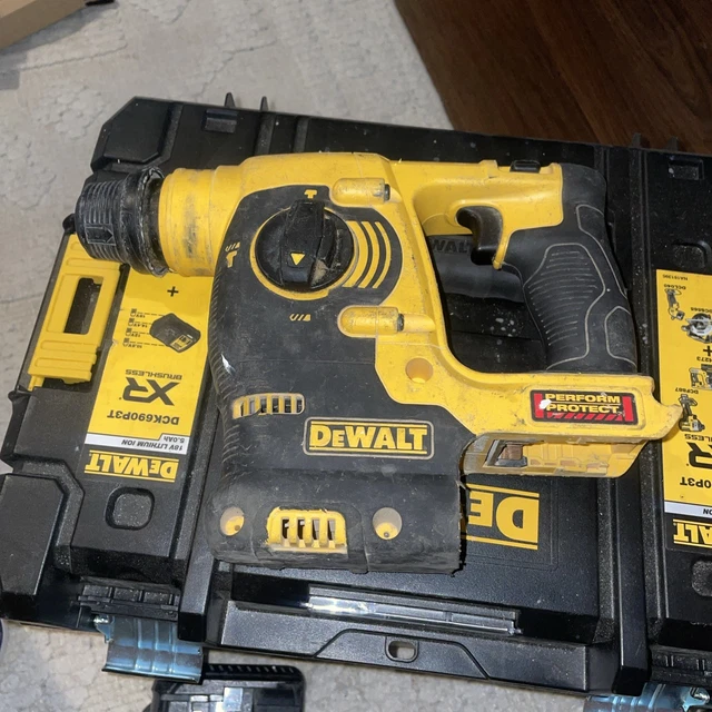 DEWALT DCH253 18V XR li-ion SDS+ Rotary Hammer Drill Cordless - Body ...