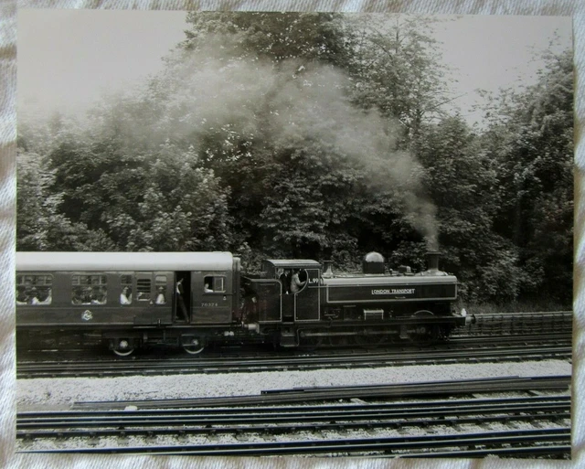 E057 - STEAM Engine L99 London Underground District Line 10" x 8" Photo ...