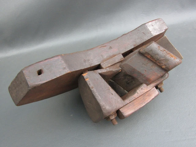 WOODEN COOPERS CHIV plane vintage old tool £30.00 - PicClick UK