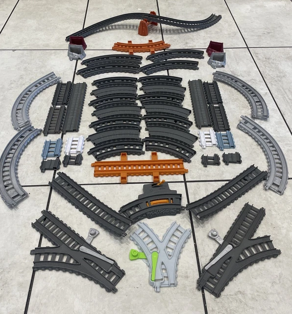 THOMAS THE TANK Engine Trackmaster Track Bundle Random 18 Com Post £15. ...