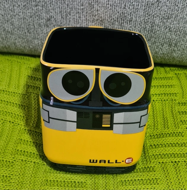 WALL E SQUARE Shape Novelty Mug Disney Store $15.00 - PicClick AU