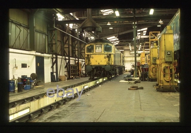 ORIGINAL 35MM SLIDE - Class 33's - 33102,039, 119 inside Eastleigh works 10.2.80 £3.89 - PicClick UK
