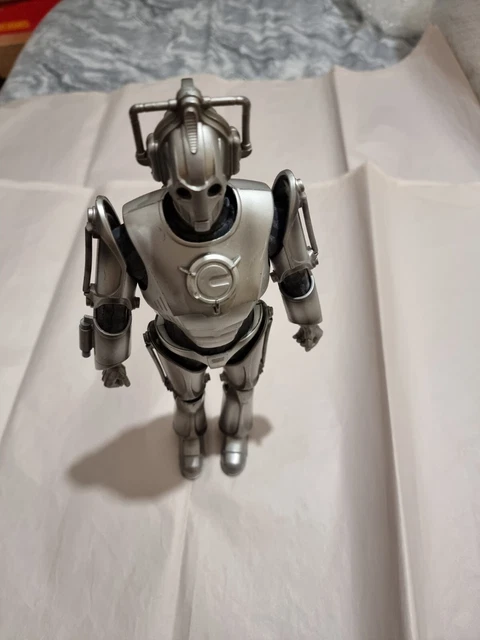 DOCTOR WHO TENTH Action Figure 12" Cyberman With Arm Weapon Large 10Th ...