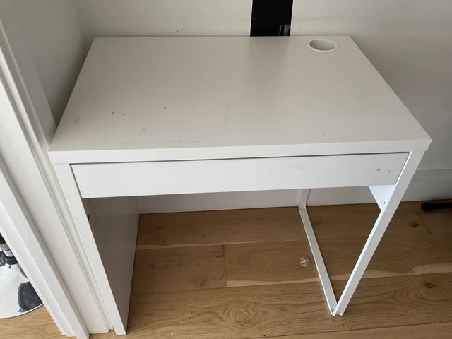 IKEA MICKE DESK - White/Blue (302.960.24) £23.00 - PicClick UK