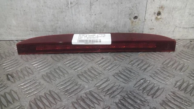 FEU ARRIERE STOP central RENAULT CLIO 2 PHASE 2 7700844706 EUR 20,00 ...