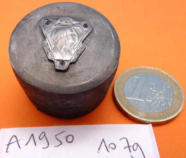 ANCIENNE MATRICE /POINÇON outil (A1950) 107g Vierge EUR 20,00 - PicClick FR