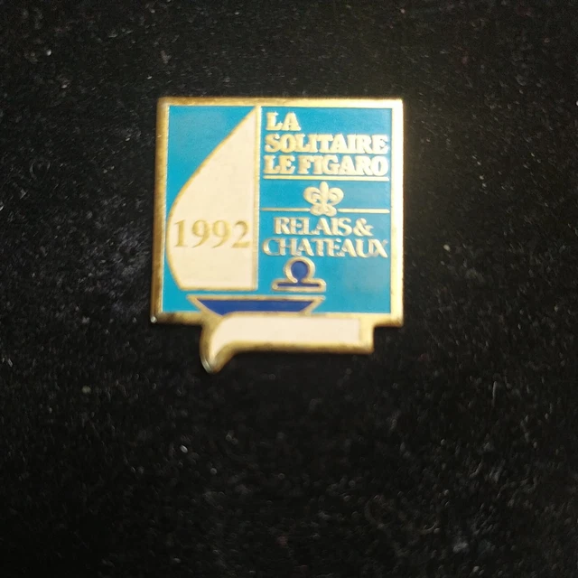 RARE PINS PIN'S .. Bateau Boat Voilier Voile Sail Ship Presse Le Figaro Red ~Cc EUR 4,99 ...