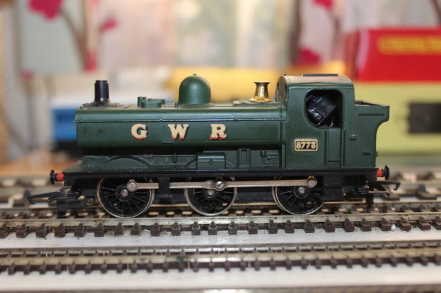 HORNBY OO GAUGE GWR Pannier Tank Locomotive 8773. Unboxed £18.00 ...
