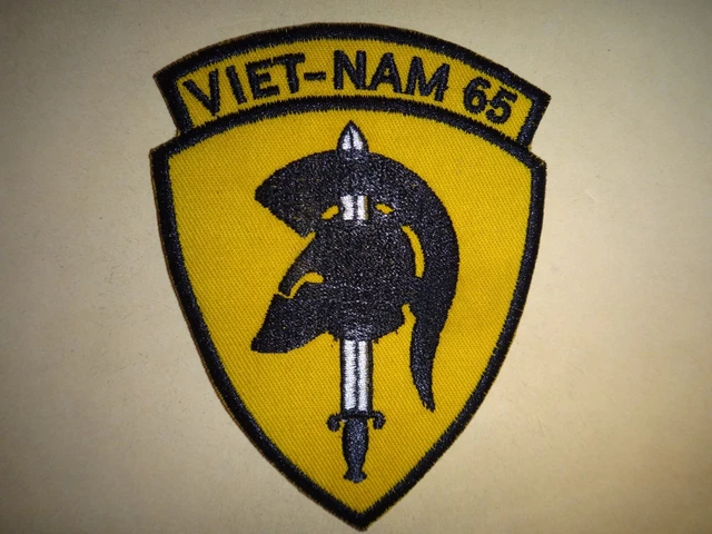 VIETNAM WAR US 561st Tactical Fighter Squadron VIETNAM 1965 Patch £9.97 ...