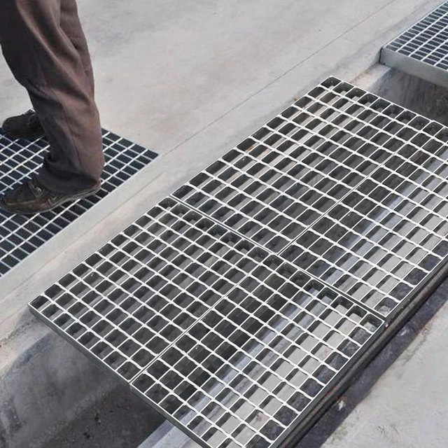 GALVANISED GROUND GRATING Drainage Ditch Floor Panel Floor Walkway Mesh ...