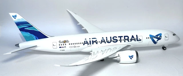BOEING 787-8 AIR Austral Premium Hogan Snap Fit Collectors Model Scale ...
