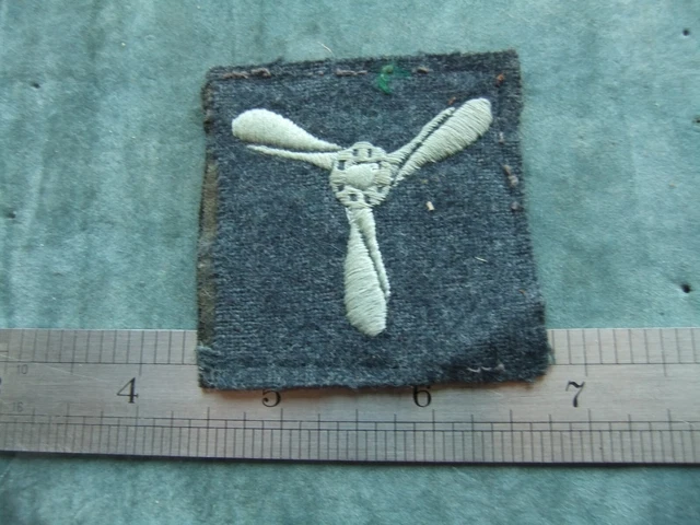 RAF ROYAL AIR Force Badge WW2 Senior Aircraftman SAC Cloth Insignia £6. ...