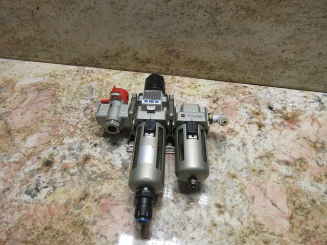 SMC AIR FILTRE Régulateur AW30-F03D-X2328 VHS30-F03 AFM3-F03 Dmg ...